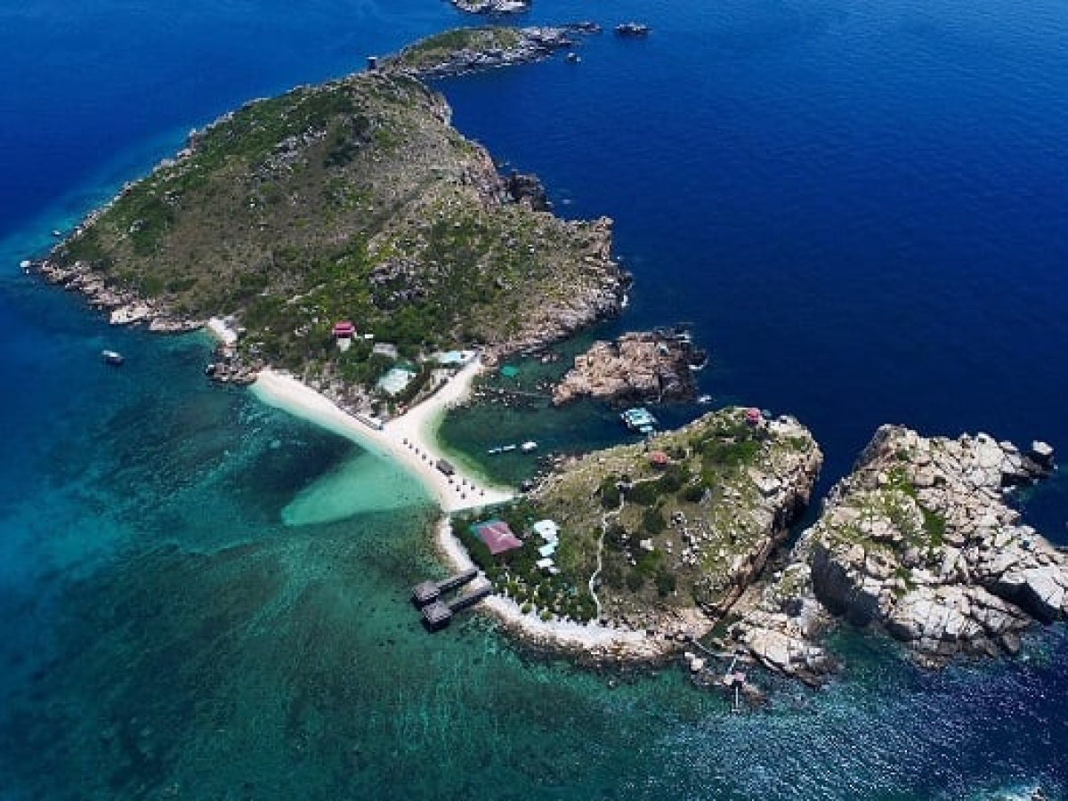 Hon Yen Island Nha Trang: A Stunning Sea Blue Haven