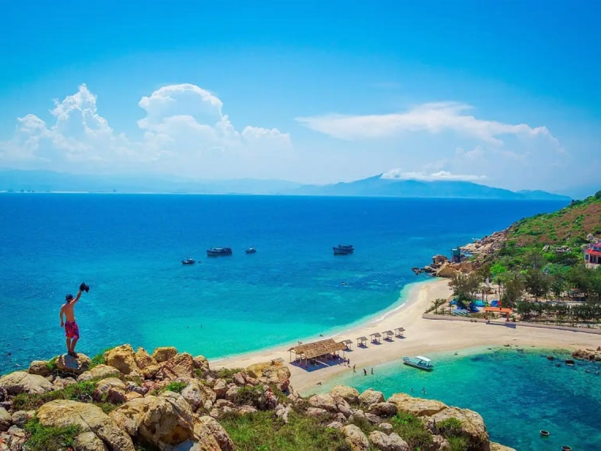 Hon Yen Island Nha Trang: A Stunning Sea Blue Haven